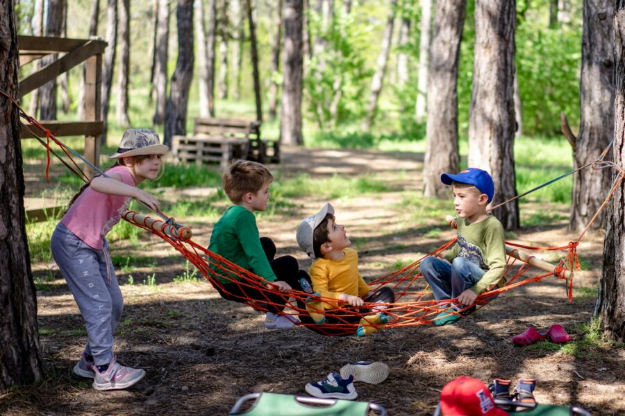 Outdoor Activities for Families: Promoting Health and Bonding in Nature ...